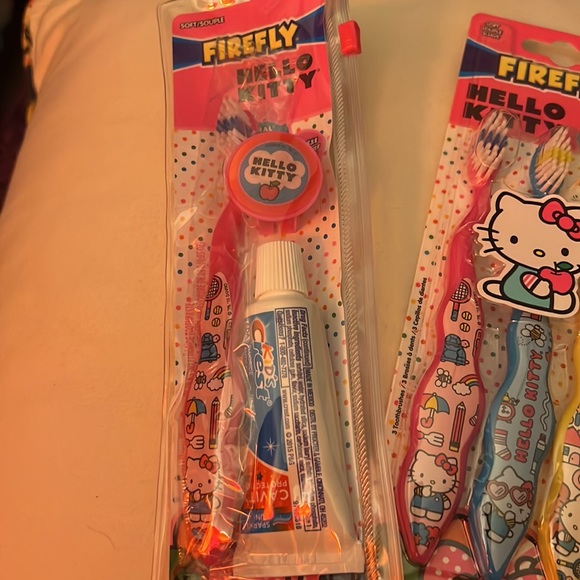 Hello Kitty | Bath, Skin & Hair | Hello Kitty Travel 4 Piece Set And 3 ...